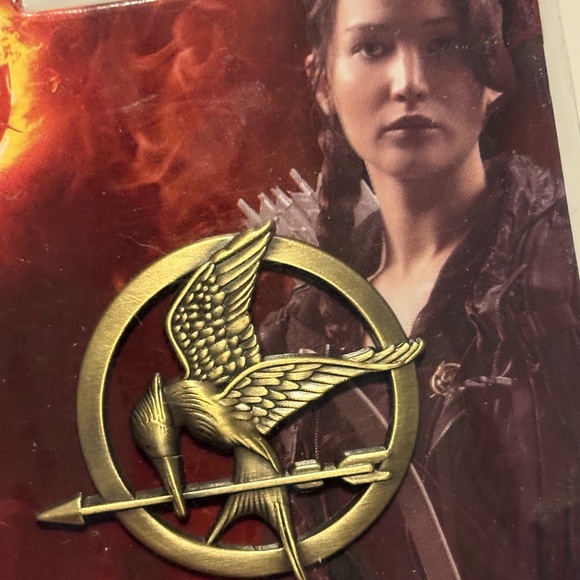 Games | The Hunger Games Mockingjay Pin Gold | Poshmark